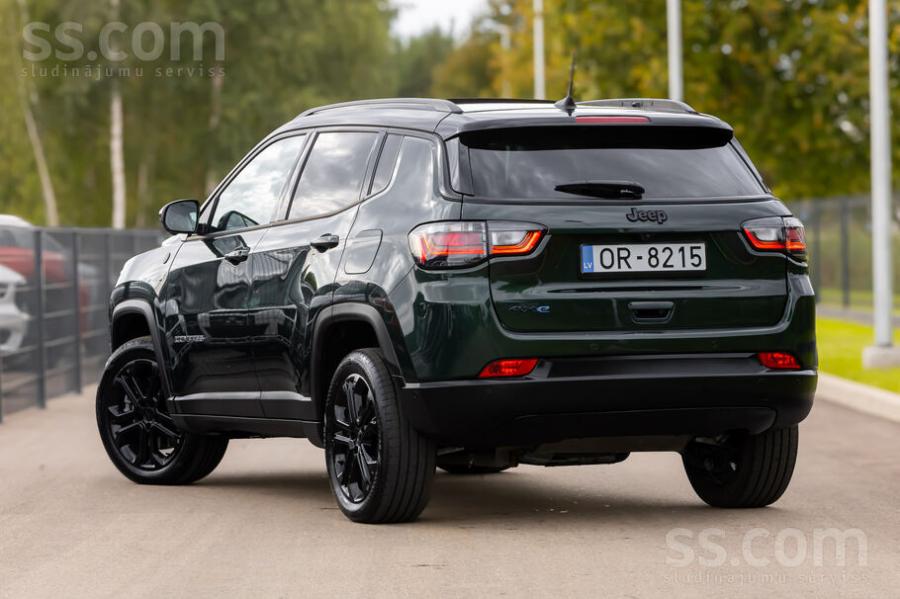 Zaļš Jeep Compass 2025 Jelgava, ar dzinēja tilpumu 1.40 L un nobraukumu 0 tūkst. km par 21500 €, foto 5 vietnē AUTOMOTO.COM.LV