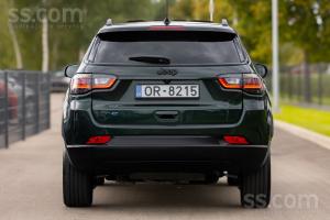 Zaļš Jeep Compass 2025 Jelgava, ar dzinēja tilpumu 1.40 L un nobraukumu 0 tūkst. km par 21500 €, foto 6 vietnē AUTOMOTO.COM.LV