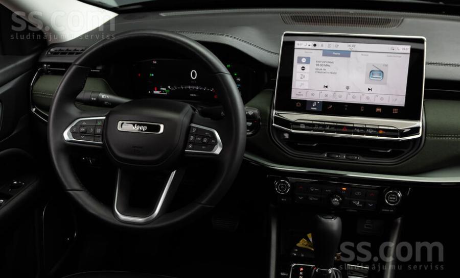 Zaļš Jeep Compass 2025 Jelgava, ar dzinēja tilpumu 1.40 L un nobraukumu 0 tūkst. km par 21500 €, foto 15 vietnē AUTOMOTO.COM.LV