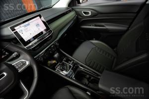 Zaļš Jeep Compass 2025 Jelgava, ar dzinēja tilpumu 1.40 L un nobraukumu 0 tūkst. km par 21500 €, foto 22 vietnē AUTOMOTO.COM.LV