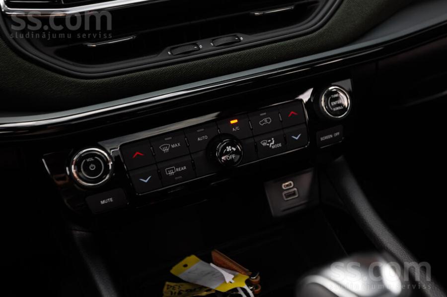 Zaļš Jeep Compass 2025 Jelgava, ar dzinēja tilpumu 1.40 L un nobraukumu 0 tūkst. km par 21500 €, foto 25 vietnē AUTOMOTO.COM.LV