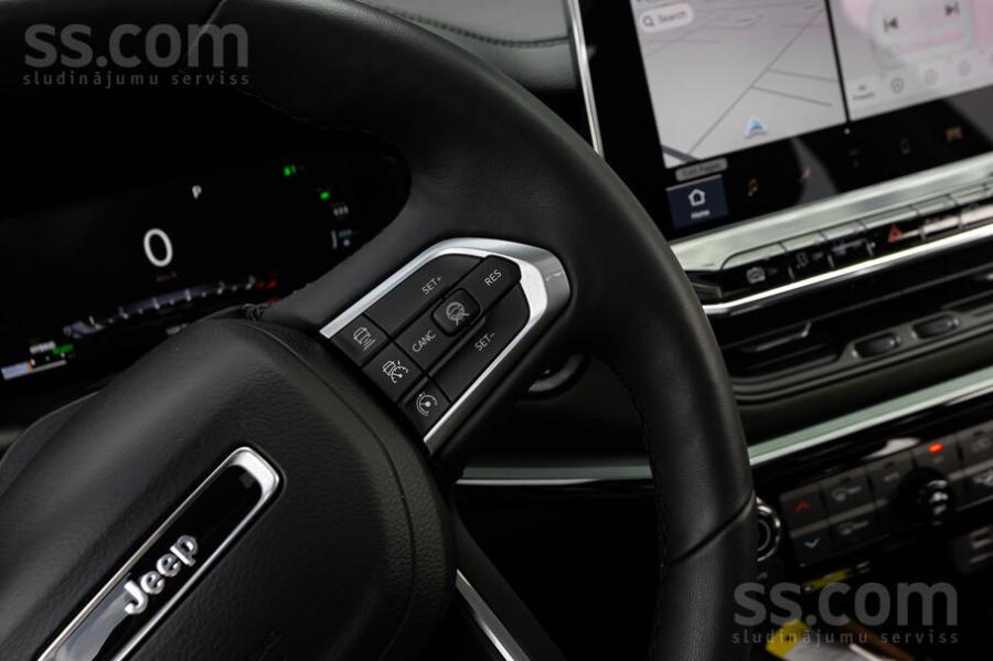 Zaļš Jeep Compass 2025 Jelgava, ar dzinēja tilpumu 1.40 L un nobraukumu 0 tūkst. km par 21500 €, foto 34 vietnē AUTOMOTO.COM.LV