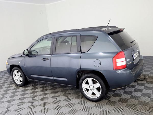 Grey Jeep Compass 2007 in Tallinn, with an engine capacity of 2.00 L and mileage of 319 thousand km for 1699 €, photo 4 on AUTOMOTO.COM.LV