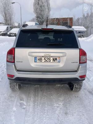 Pelēks Jeep Compass 2011 Tauragė, ar dzinēja tilpumu 2.14 L un nobraukumu 186 tūkst. km par 4900 €, foto 5 vietnē AUTOMOTO.COM.LV