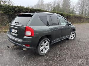 Pelēks Jeep Compass 2011 Rīga, ar dzinēja tilpumu 2.20 L un nobraukumu 227 tūkst. km par 3450 €, foto 5 vietnē AUTOMOTO.COM.LV