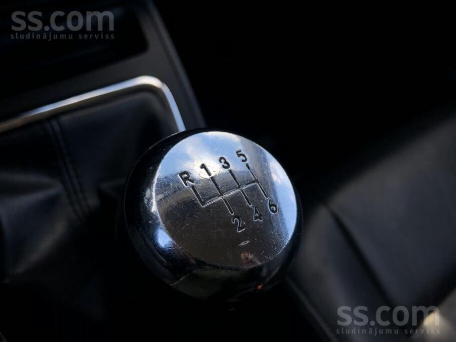 Pelēks Jeep Compass 2011 Rīga, ar dzinēja tilpumu 2.20 L un nobraukumu 227 tūkst. km par 3450 €, foto 11 vietnē AUTOMOTO.COM.LV