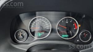 Grey Jeep Compass 2012 in Riga, with an engine capacity of 2.20 L and mileage of 0 thousand km for 4800 €, photo 14 on AUTOMOTO.COM.LV