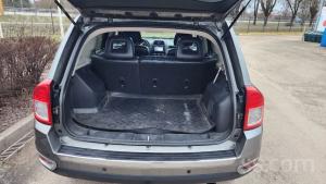 Grey Jeep Compass 2012 in Riga, with an engine capacity of 2.20 L and mileage of 0 thousand km for 4800 €, photo 16 on AUTOMOTO.COM.LV