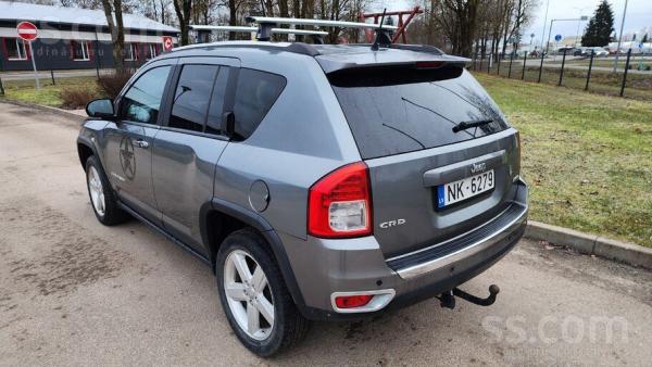 Pelēks Jeep Compass 2012 Rīga, ar dzinēja tilpumu 2.20 L un nobraukumu 0 tūkst. km par 4600 €, foto 10 vietnē AUTOMOTO.COM.LV