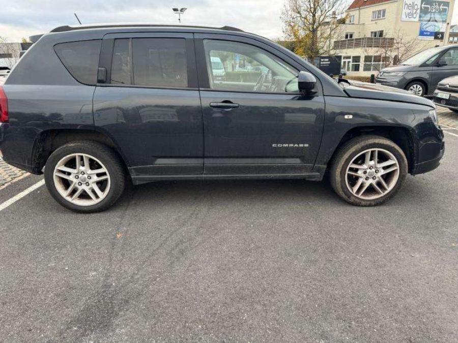 Pelēks Jeep Compass 2013 Šauļi, ar dzinēja tilpumu 2.14 L un nobraukumu 270 tūkst. km par 2800 €, foto 7 vietnē AUTOMOTO.COM.LV