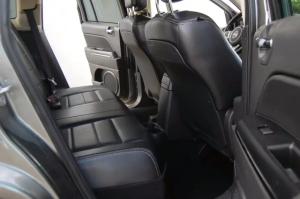 Grey Jeep Compass 2013 in Jekabpils, with an engine capacity of 2.20 L and mileage of 193 thousand km for 6000 €, photo 13 on AUTOMOTO.COM.LV