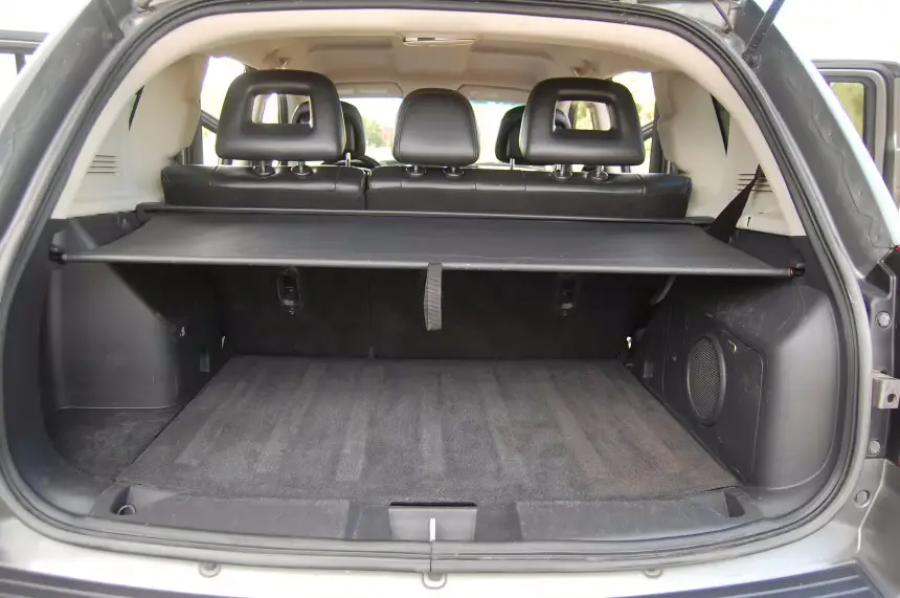 Grey Jeep Compass 2013 in Jekabpils, with an engine capacity of 2.20 L and mileage of 193 thousand km for 6000 €, photo 15 on AUTOMOTO.COM.LV