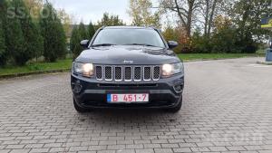 Pelēks Jeep Compass 2014 Rīga, ar dzinēja tilpumu 2.20 L un nobraukumu 195 tūkst. km par 5700 €, foto 3 vietnē AUTOMOTO.COM.LV