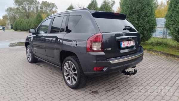Pelēks Jeep Compass 2014 Rīga, ar dzinēja tilpumu 2.20 L un nobraukumu 195 tūkst. km par 5700 €, foto 5 vietnē AUTOMOTO.COM.LV