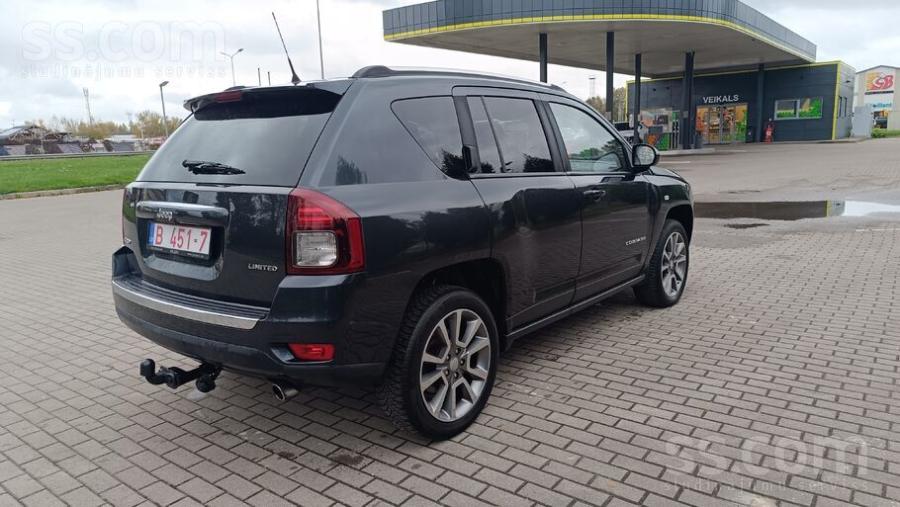 Pelēks Jeep Compass 2014 Rīga, ar dzinēja tilpumu 2.20 L un nobraukumu 195 tūkst. km par 5700 €, foto 6 vietnē AUTOMOTO.COM.LV