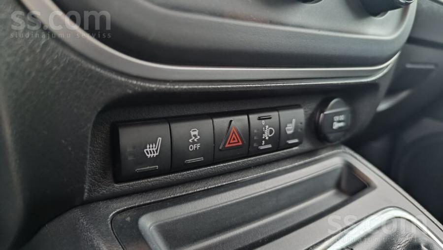 Pelēks Jeep Compass 2014 Rīga, ar dzinēja tilpumu 2.20 L un nobraukumu 195 tūkst. km par 5700 €, foto 11 vietnē AUTOMOTO.COM.LV