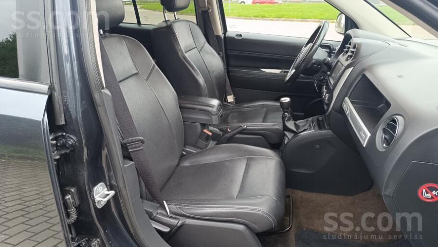 Pelēks Jeep Compass 2014 Rīga, ar dzinēja tilpumu 2.20 L un nobraukumu 195 tūkst. km par 5700 €, foto 13 vietnē AUTOMOTO.COM.LV