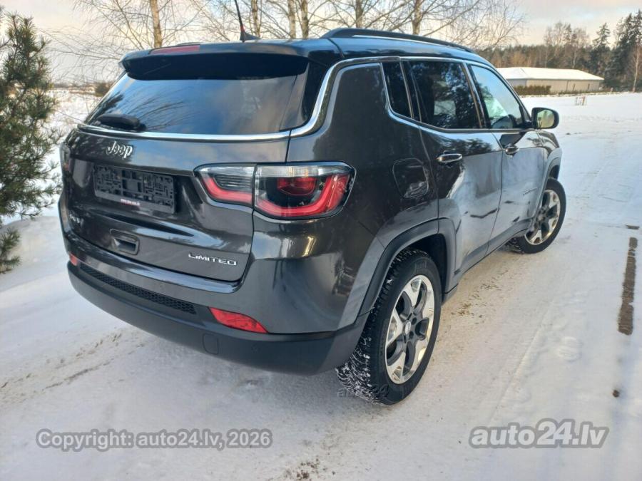 Pelēks Jeep Compass 2017 Tartu, ar dzinēja tilpumu 2.00 L un nobraukumu 164 tūkst. km par 12950 €, foto 8 vietnē AUTOMOTO.COM.LV