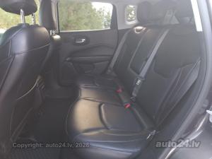 Pelēks Jeep Compass 2017 Tartu, ar dzinēja tilpumu 2.00 L un nobraukumu 164 tūkst. km par 12950 €, foto 13 vietnē AUTOMOTO.COM.LV
