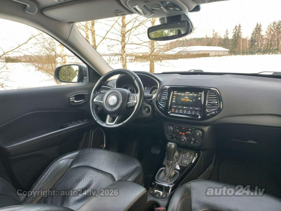 Pelēks Jeep Compass 2017 Tartu, ar dzinēja tilpumu 2.00 L un nobraukumu 164 tūkst. km par 12950 €, foto 18 vietnē AUTOMOTO.COM.LV