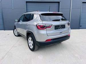 Pelēks Jeep Compass 2017 Utena, ar dzinēja tilpumu 1.96 L un nobraukumu 220 tūkst. km par 12150 €, foto 9 vietnē AUTOMOTO.COM.LV