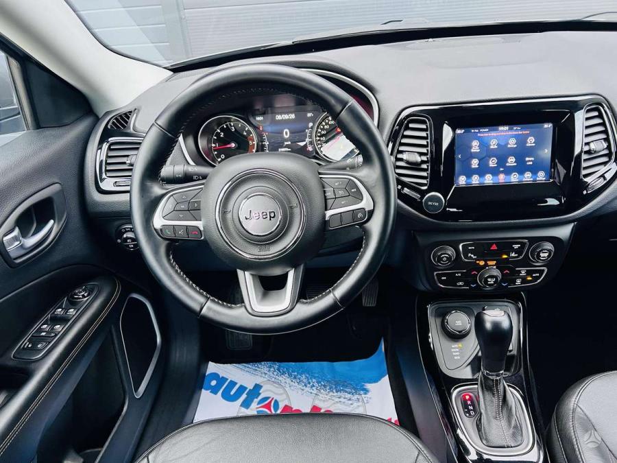 Pelēks Jeep Compass 2017 Utena, ar dzinēja tilpumu 1.96 L un nobraukumu 220 tūkst. km par 12150 €, foto 17 vietnē AUTOMOTO.COM.LV