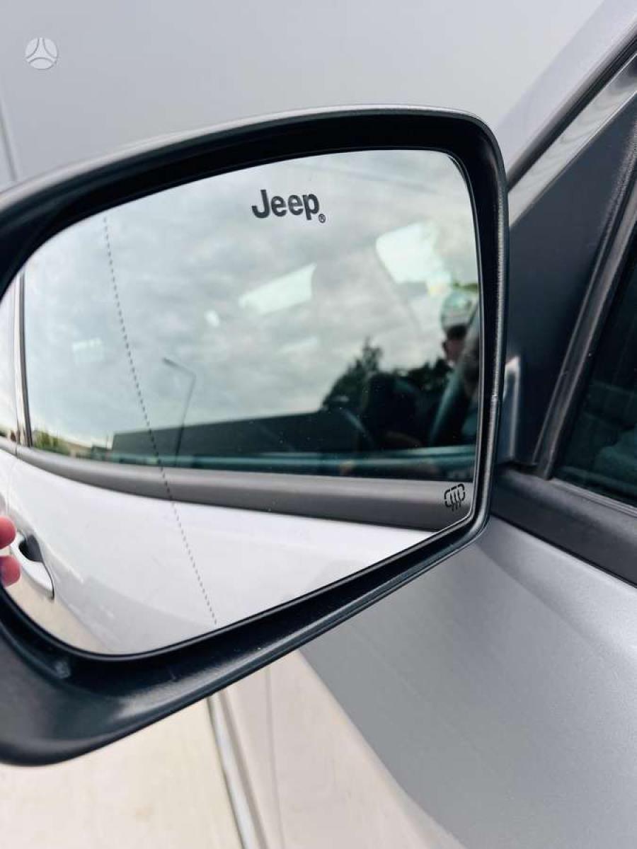 Pelēks Jeep Compass 2017 Utena, ar dzinēja tilpumu 1.96 L un nobraukumu 220 tūkst. km par 12150 €, foto 28 vietnē AUTOMOTO.COM.LV