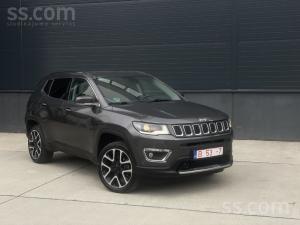 Pelēks Jeep Compass 2017 Rīga, ar dzinēja tilpumu 2.00 L un nobraukumu 161 tūkst. km par 9600 €, foto 3 vietnē AUTOMOTO.COM.LV
