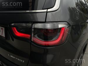 Pelēks Jeep Compass 2017 Rīga, ar dzinēja tilpumu 2.00 L un nobraukumu 161 tūkst. km par 9600 €, foto 18 vietnē AUTOMOTO.COM.LV