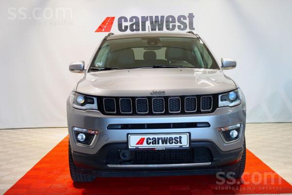 Pelēks Jeep Compass 2018 Rīga, ar dzinēja tilpumu 1.40 L un nobraukumu 104 tūkst. km par 7050 €, foto 2 vietnē AUTOMOTO.COM.LV