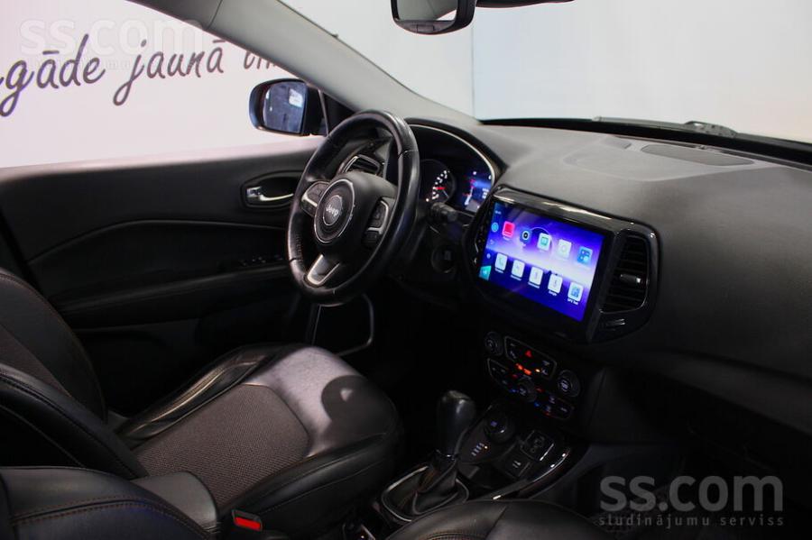 Pelēks Jeep Compass 2018 Rīga, ar dzinēja tilpumu 1.40 L un nobraukumu 104 tūkst. km par 7050 €, foto 20 vietnē AUTOMOTO.COM.LV