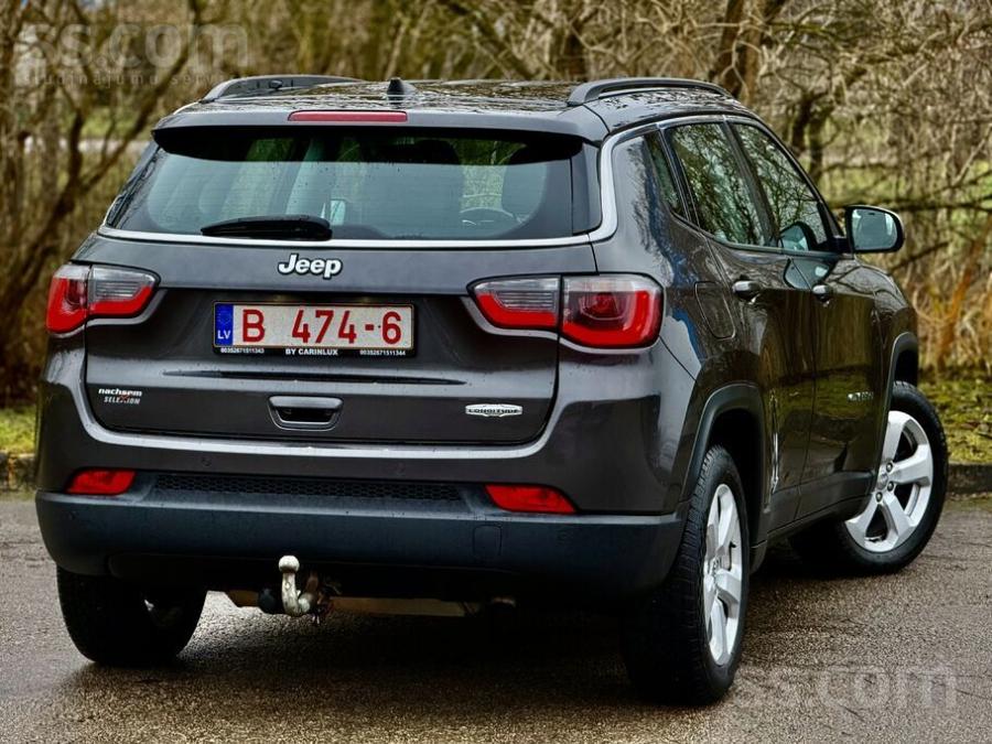 Grey Jeep Compass 2018 in Riga, with an engine capacity of 1.40 L and mileage of 0 thousand km for 11490 €, photo 3 on AUTOMOTO.COM.LV