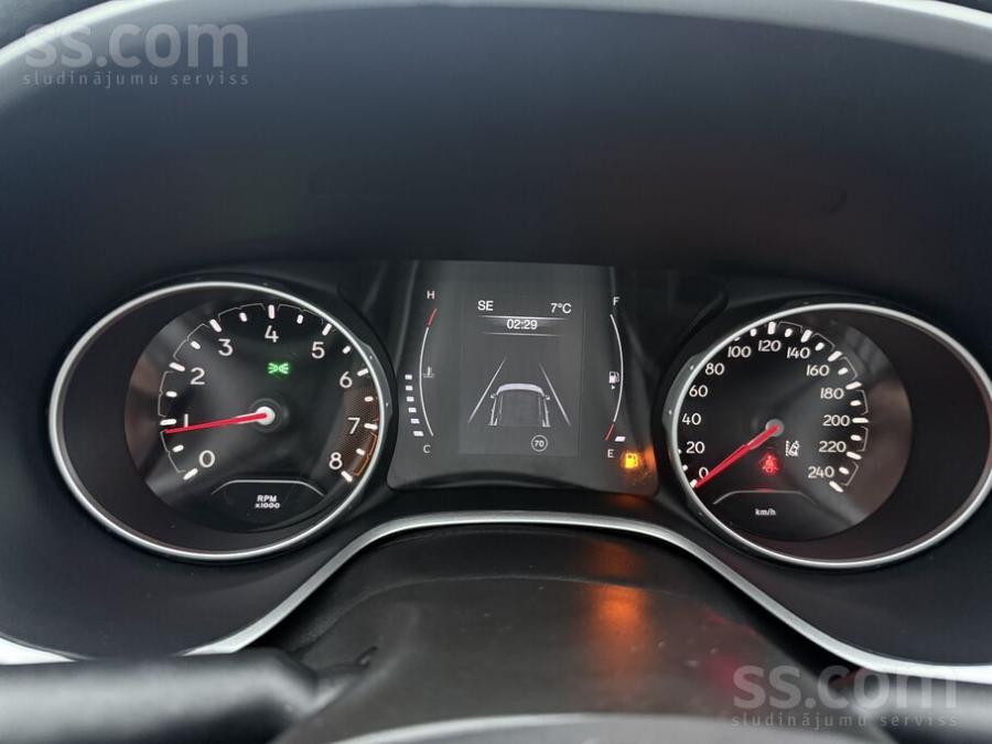 Grey Jeep Compass 2018 in Riga, with an engine capacity of 1.40 L and mileage of 0 thousand km for 11490 €, photo 28 on AUTOMOTO.COM.LV