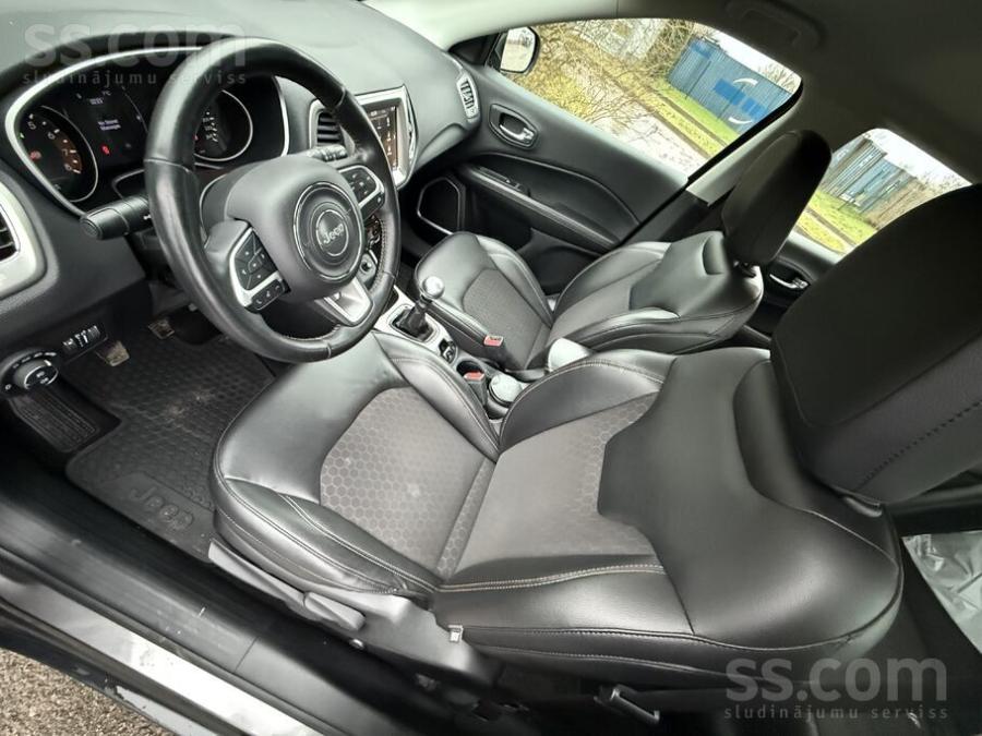 Grey Jeep Compass 2018 in Riga, with an engine capacity of 1.40 L and mileage of 0 thousand km for 10770 €, photo 7 on AUTOMOTO.COM.LV