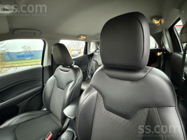Pelēks Jeep Compass 2018 Rīga, ar dzinēja tilpumu 1.40 L un nobraukumu 0 tūkst. km par 10770 €, foto 7 vietnē AUTOMOTO.COM.LV