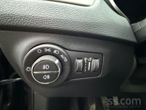 Grey Jeep Compass 2018 in Riga, with an engine capacity of 1.40 L and mileage of 0 thousand km for 10770 €, photo 10 on AUTOMOTO.COM.LV