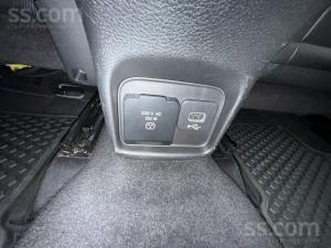 Grey Jeep Compass 2018 in Riga, with an engine capacity of 1.40 L and mileage of 0 thousand km for 10770 €, photo 14 on AUTOMOTO.COM.LV