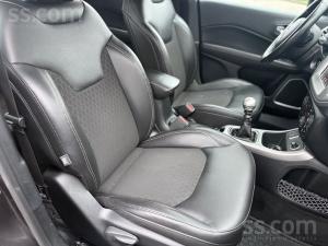 Grey Jeep Compass 2018 in Riga, with an engine capacity of 1.40 L and mileage of 0 thousand km for 10770 €, photo 18 on AUTOMOTO.COM.LV