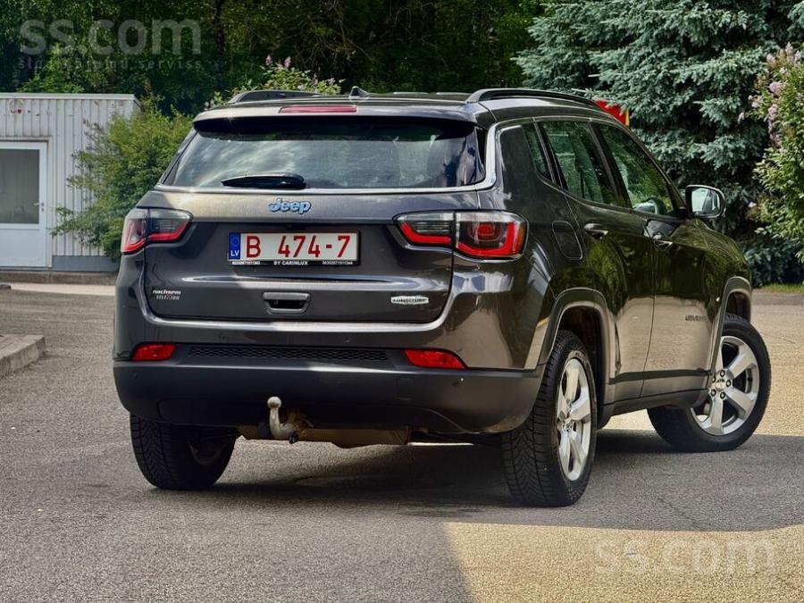 Pelēks Jeep Compass 2018 Rīga, ar dzinēja tilpumu 1.40 L un nobraukumu 0 tūkst. km par 9970 €, foto 4 vietnē AUTOMOTO.COM.LV