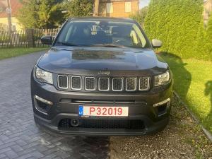 Grey Jeep Compass 2018 in Birzai, with an engine capacity of 1.60 L and mileage of 216 thousand km for 7700 €, photo 4 on AUTOMOTO.COM.LV