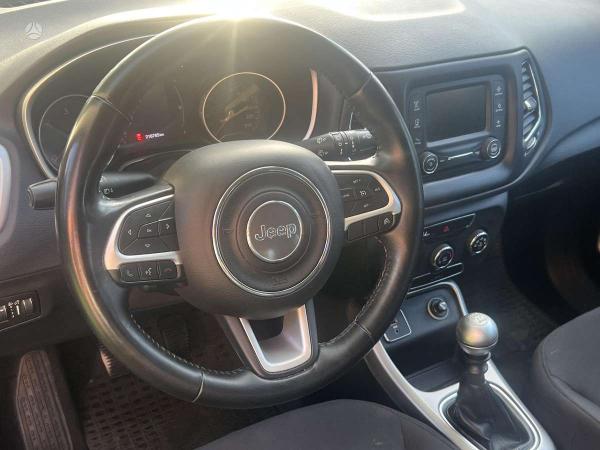 Grey Jeep Compass 2018 in Birzai, with an engine capacity of 1.60 L and mileage of 216 thousand km for 7700 €, photo 6 on AUTOMOTO.COM.LV