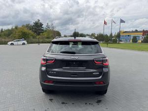 Grey Jeep Compass 2018 in Telschi, with an engine capacity of 1.96 L and mileage of 222 thousand km for 8800 €, photo 6 on AUTOMOTO.COM.LV