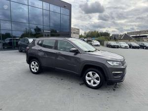 Grey Jeep Compass 2018 in Telschi, with an engine capacity of 1.96 L and mileage of 222 thousand km for 8800 €, photo 9 on AUTOMOTO.COM.LV