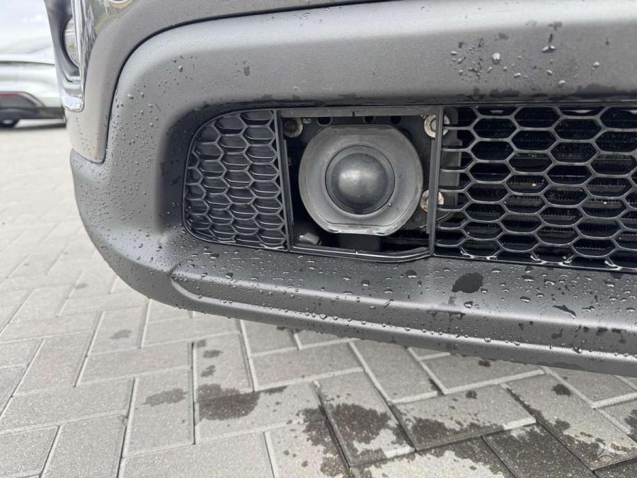 Grey Jeep Compass 2018 in Telschi, with an engine capacity of 1.96 L and mileage of 222 thousand km for 8800 €, photo 15 on AUTOMOTO.COM.LV