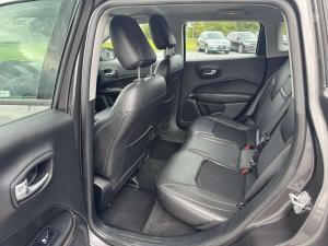 Grey Jeep Compass 2018 in Telschi, with an engine capacity of 1.96 L and mileage of 222 thousand km for 8800 €, photo 22 on AUTOMOTO.COM.LV