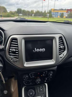 Grey Jeep Compass 2018 in Telschi, with an engine capacity of 1.96 L and mileage of 222 thousand km for 8800 €, photo 27 on AUTOMOTO.COM.LV