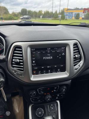 Grey Jeep Compass 2018 in Telschi, with an engine capacity of 1.96 L and mileage of 222 thousand km for 8800 €, photo 31 on AUTOMOTO.COM.LV