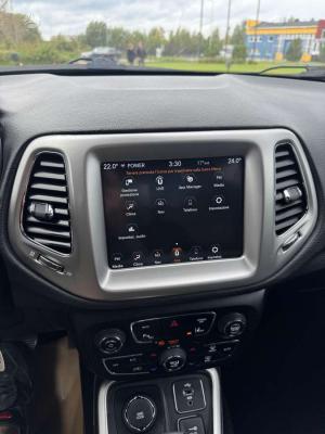 Grey Jeep Compass 2018 in Telschi, with an engine capacity of 1.96 L and mileage of 222 thousand km for 8800 €, photo 34 on AUTOMOTO.COM.LV