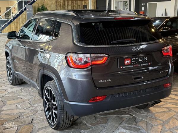 Grey Jeep Compass 2019 in Kaunas, with an engine capacity of 1.40 L and mileage of 76 thousand km for 22390 €, photo 2 on AUTOMOTO.COM.LV