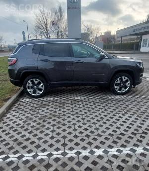 Pelēks Jeep Compass 2019 Rīga, ar dzinēja tilpumu 1.40 L un nobraukumu 206 tūkst. km par 12499 €, foto 6 vietnē AUTOMOTO.COM.LV
